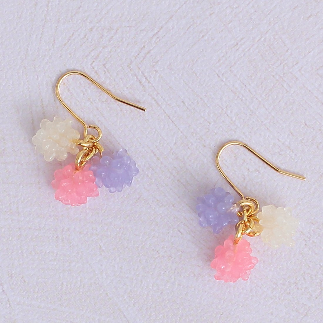 こんぺい糖ピアス3粒ホワイトピンクパープル – nanaco plus+